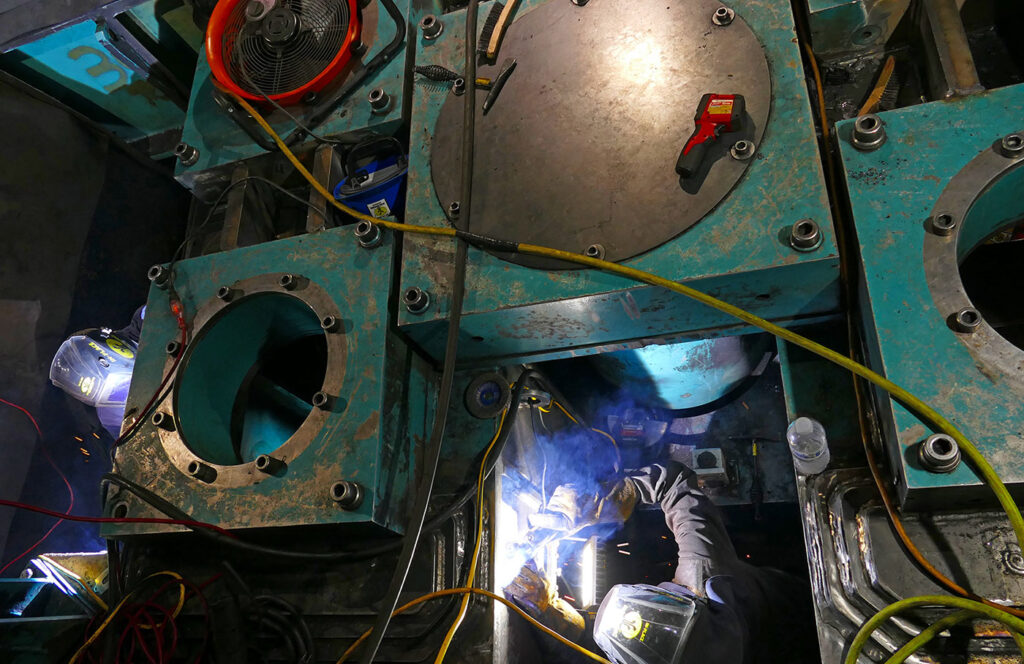 Fast Precision Certified Welding for Molding Press Repair